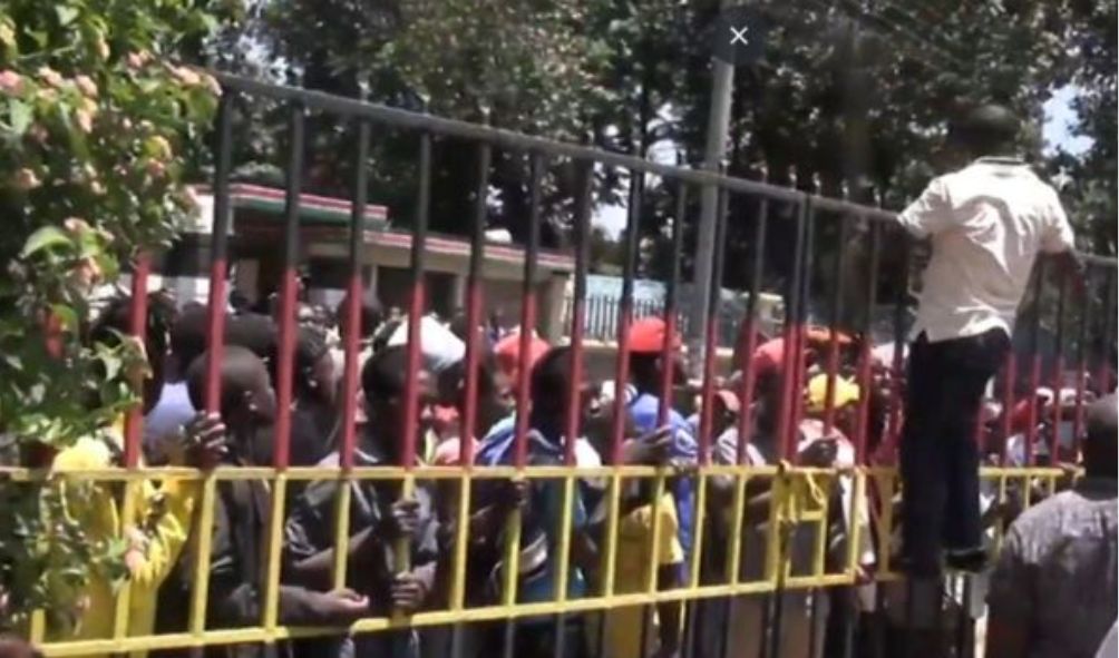 Kerugoya Central MP Gachoki Gitari Leads Residents in Storming Police Station Amidst Rising ...